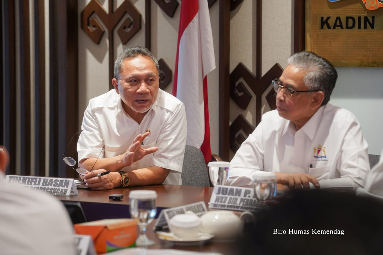 Pertemuan Mendag dengan Ketua Kadin Indonesia - Kementerian Perdagangan Republik Indonesia