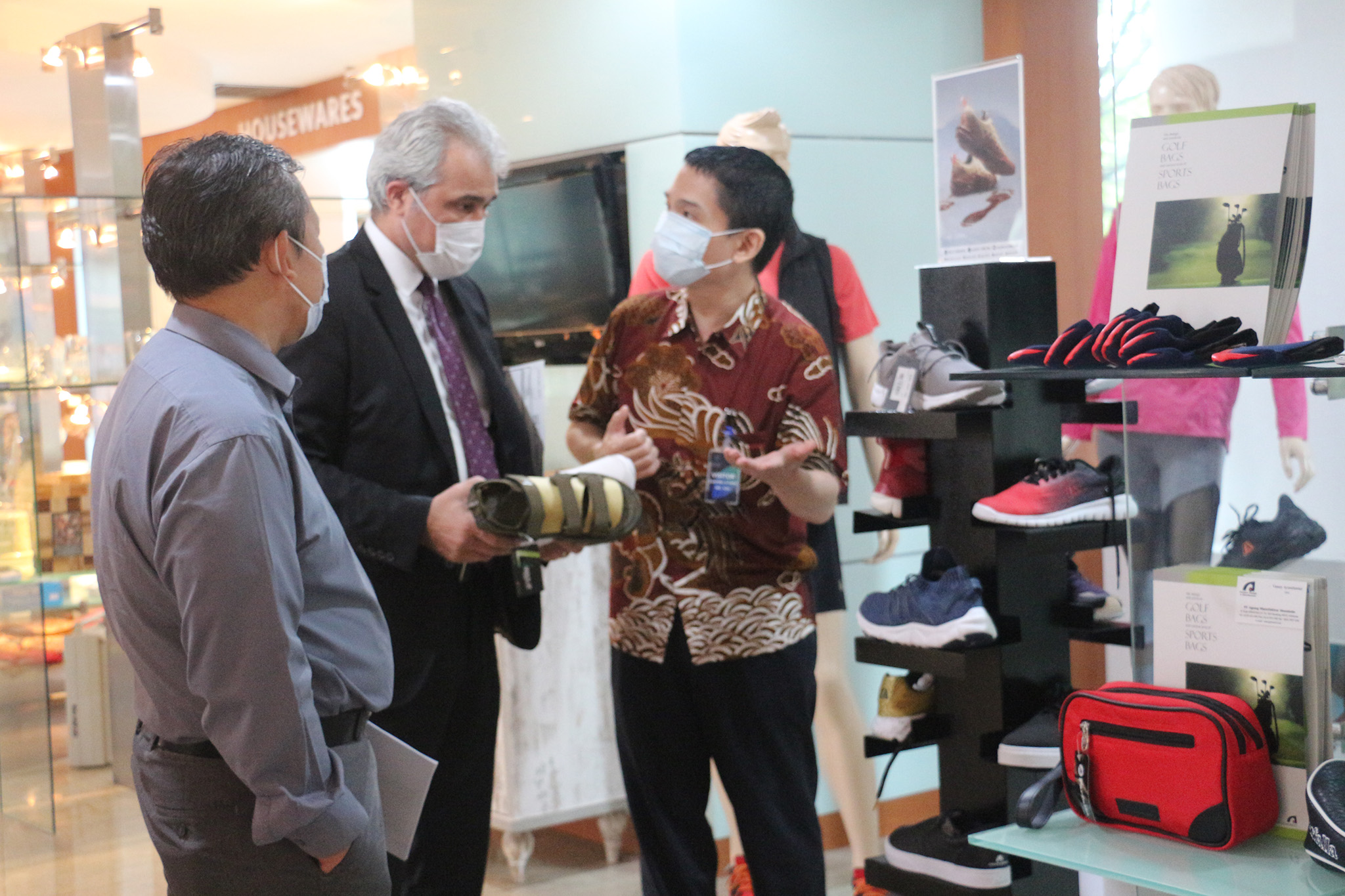 Resepsi Bisnis Permanent Trade Exhibition Kemendag Promosikan Produk ...