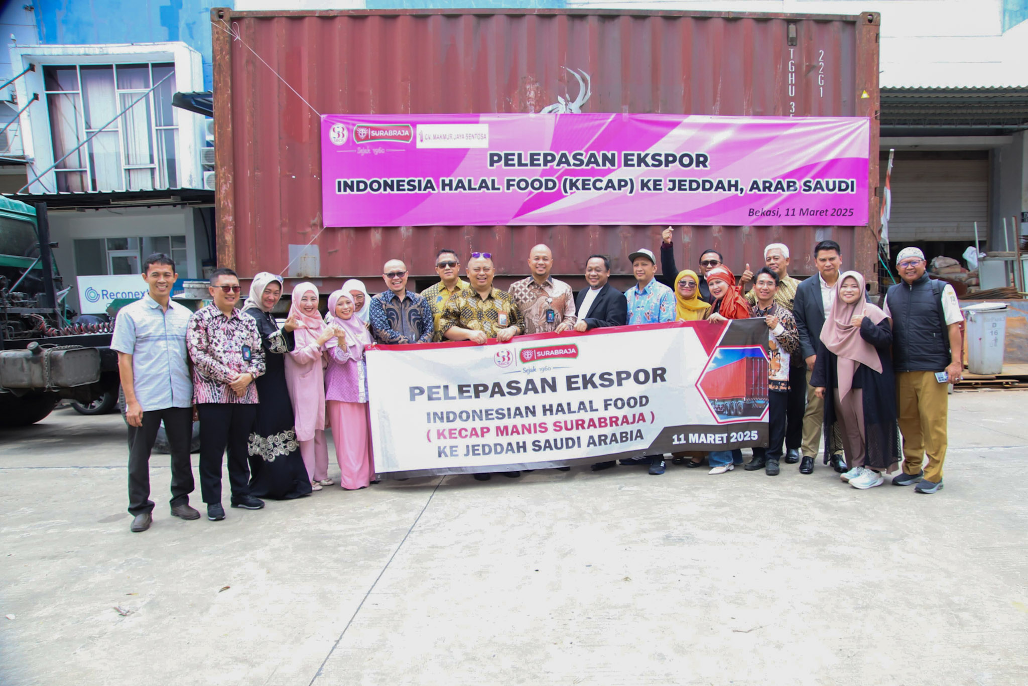 Ekspor Perdana Produk Kecap Manis UMKM BISA Ekspor ke Arab Saudi - Kementerian Perdagangan ...