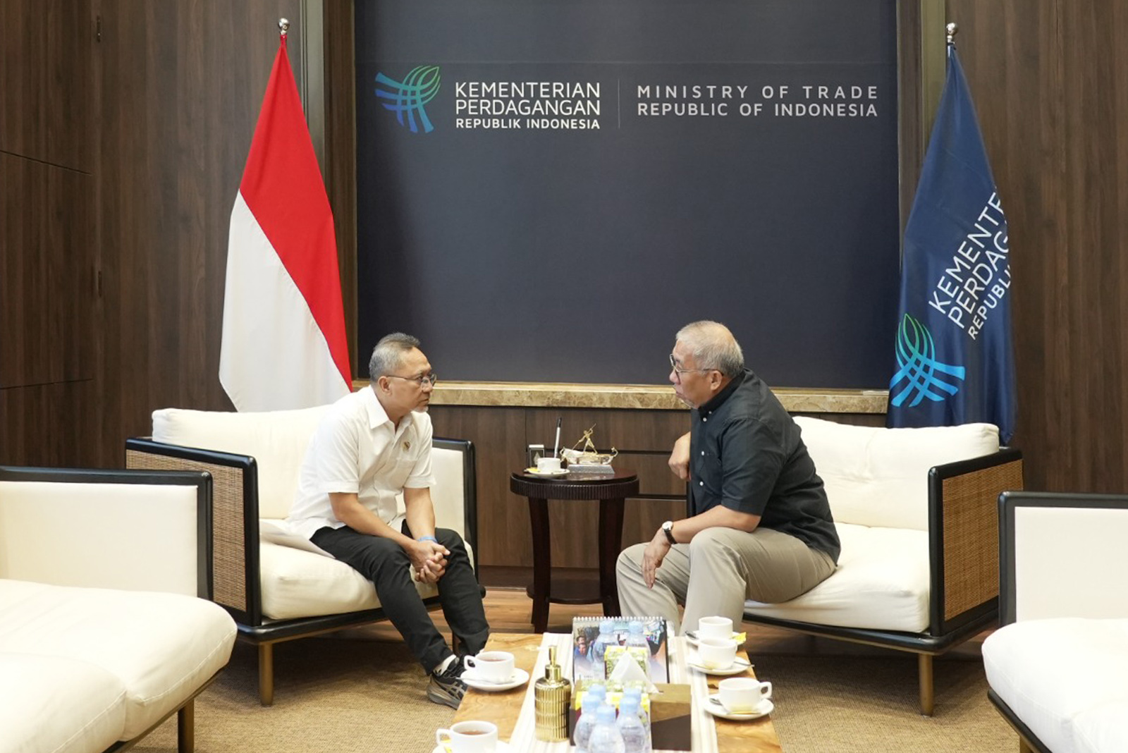 Pertemuan Mendag dengan Dirut Bulog - Kementerian Perdagangan Republik ... Pertemuan Mendag dengan Dirut Bulog - Kementerian Perdagangan Republik ...