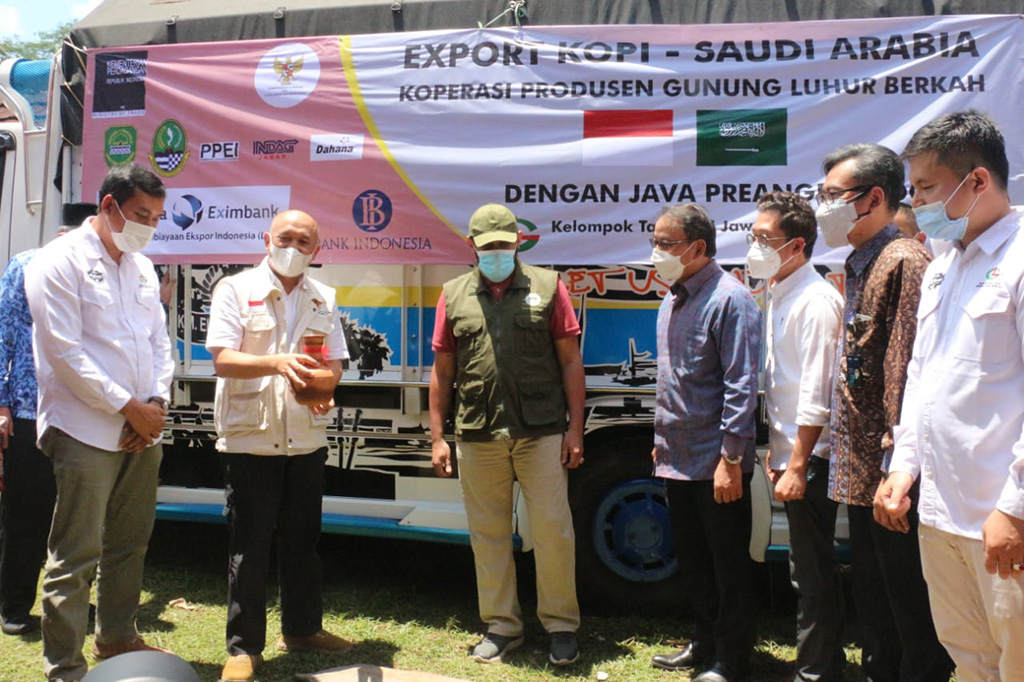 Pelepasan Ekspor 18 Ton Kopi Java Preanger Asal Subang ke Arab Saudi ...