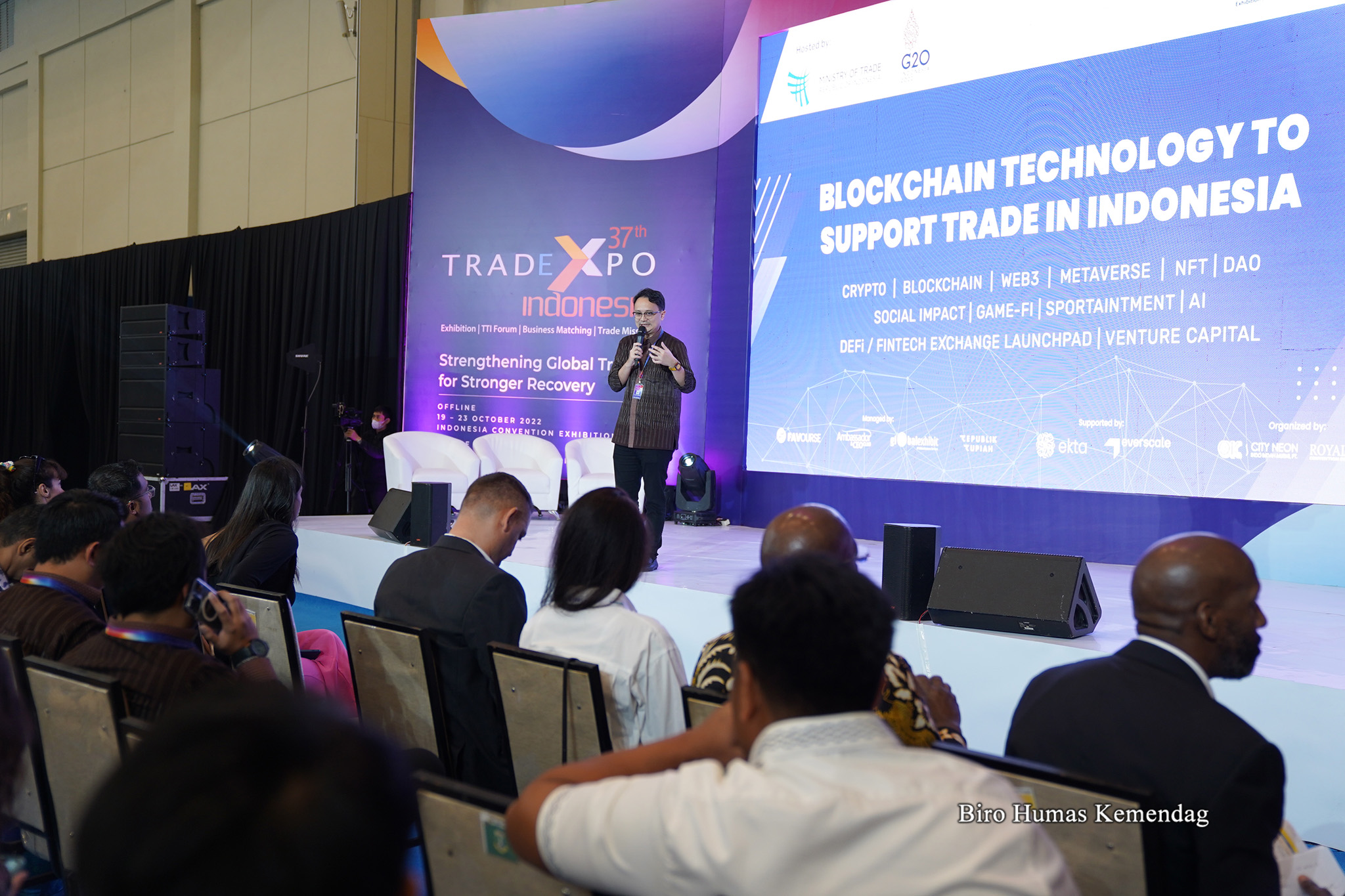 Wamendag pada Seminar Blockchain Techonology to Support Trade in ...