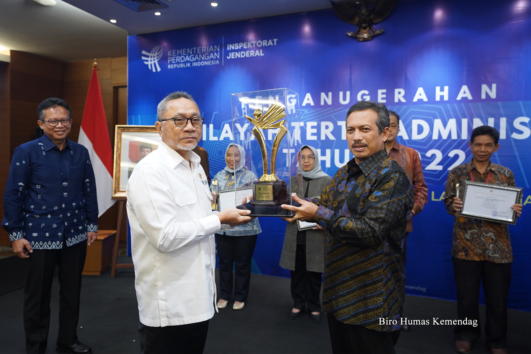 Penganugerahan Wilayah Tertib Administrasi Tahun 2022 - Kementerian Perdagangan Republik Indonesia