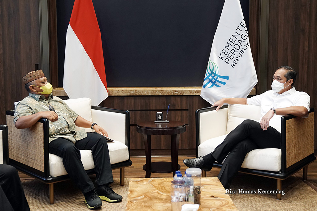 Pertemuan Mendag dengan Gubernur Gorontalo | Kementerian Perdagangan ...
