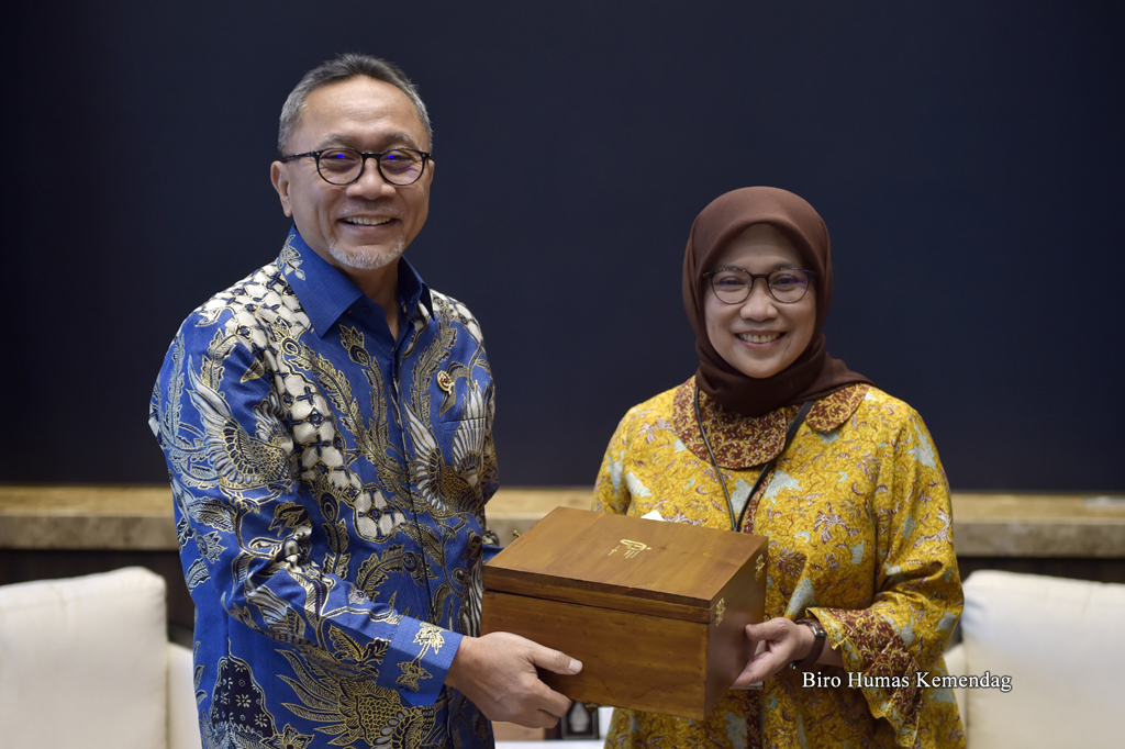 Mendag Menerima Kunjungan Direktur Utama PT RNI dan PT PPI ... Mendag Menerima Kunjungan Direktur Utama PT RNI dan PT PPI ...
