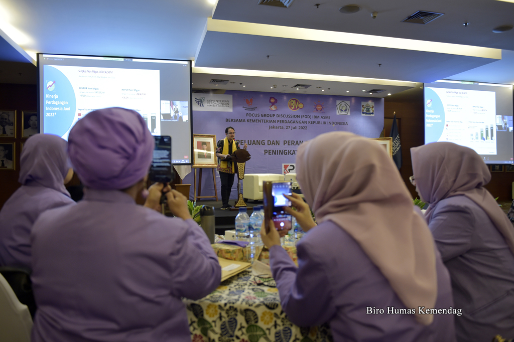 Wamendag pada Focus Group Discussion IBM ASMI - Kementerian Perdagangan Republik Indonesia