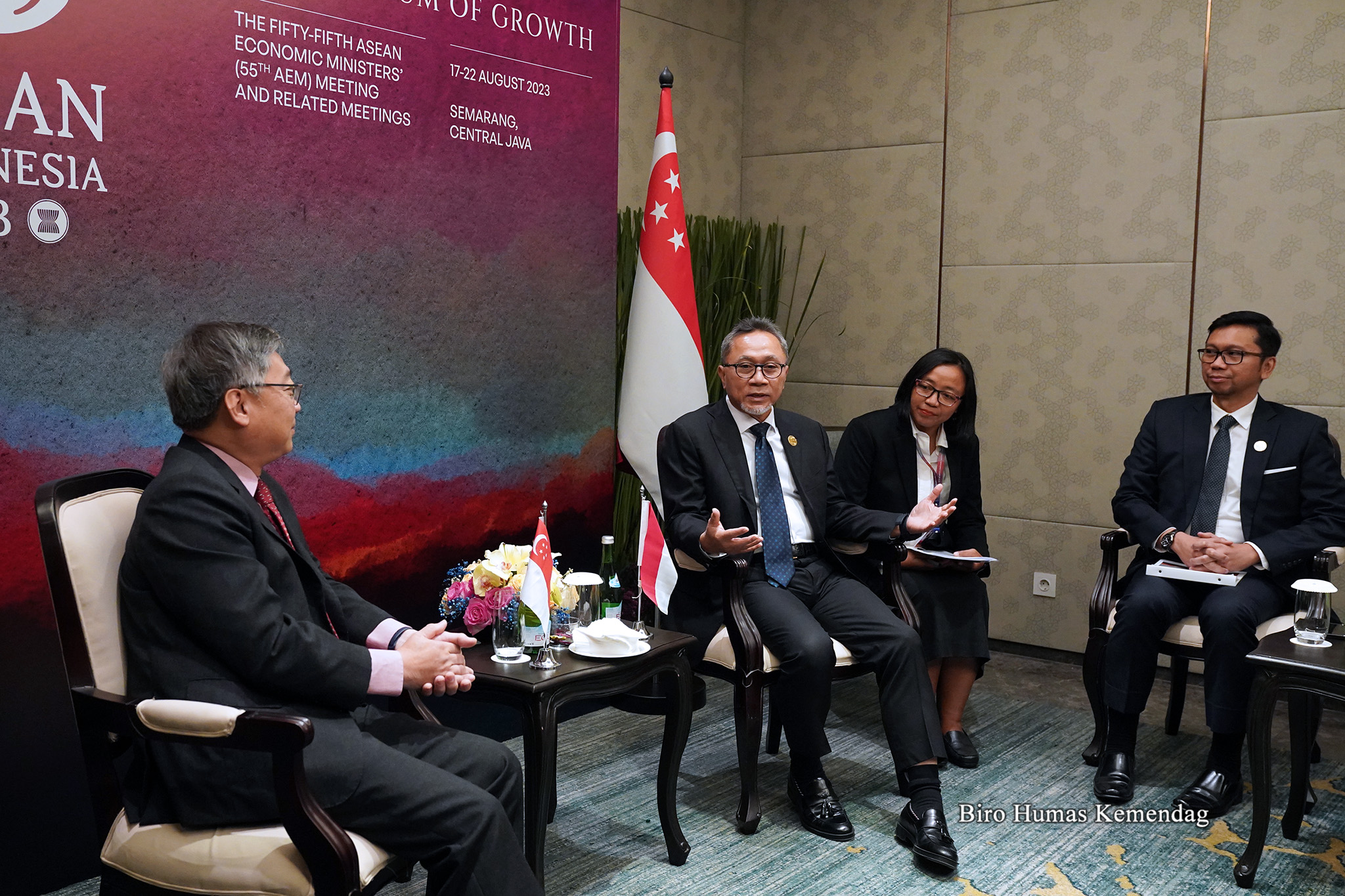 Pertemuan Bilateral Mendag RI dengan Mendag dan Industri Singapura ... Pertemuan Bilateral Mendag RI dengan Mendag dan Industri Singapura ...