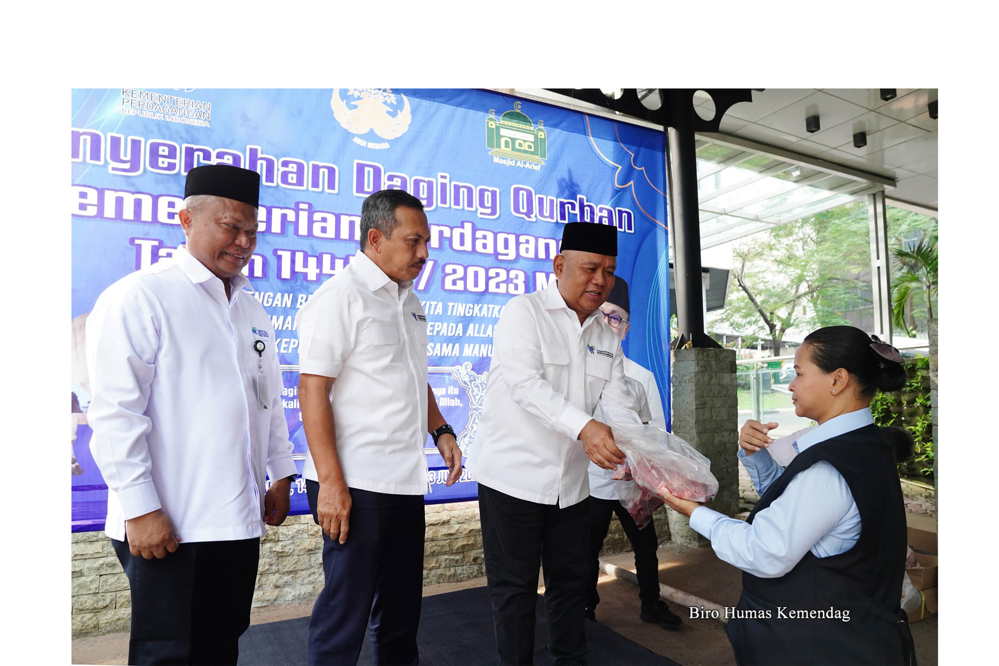 Pembagian Daging Kurban di Lingkungan Kementerian Perdagangan ...