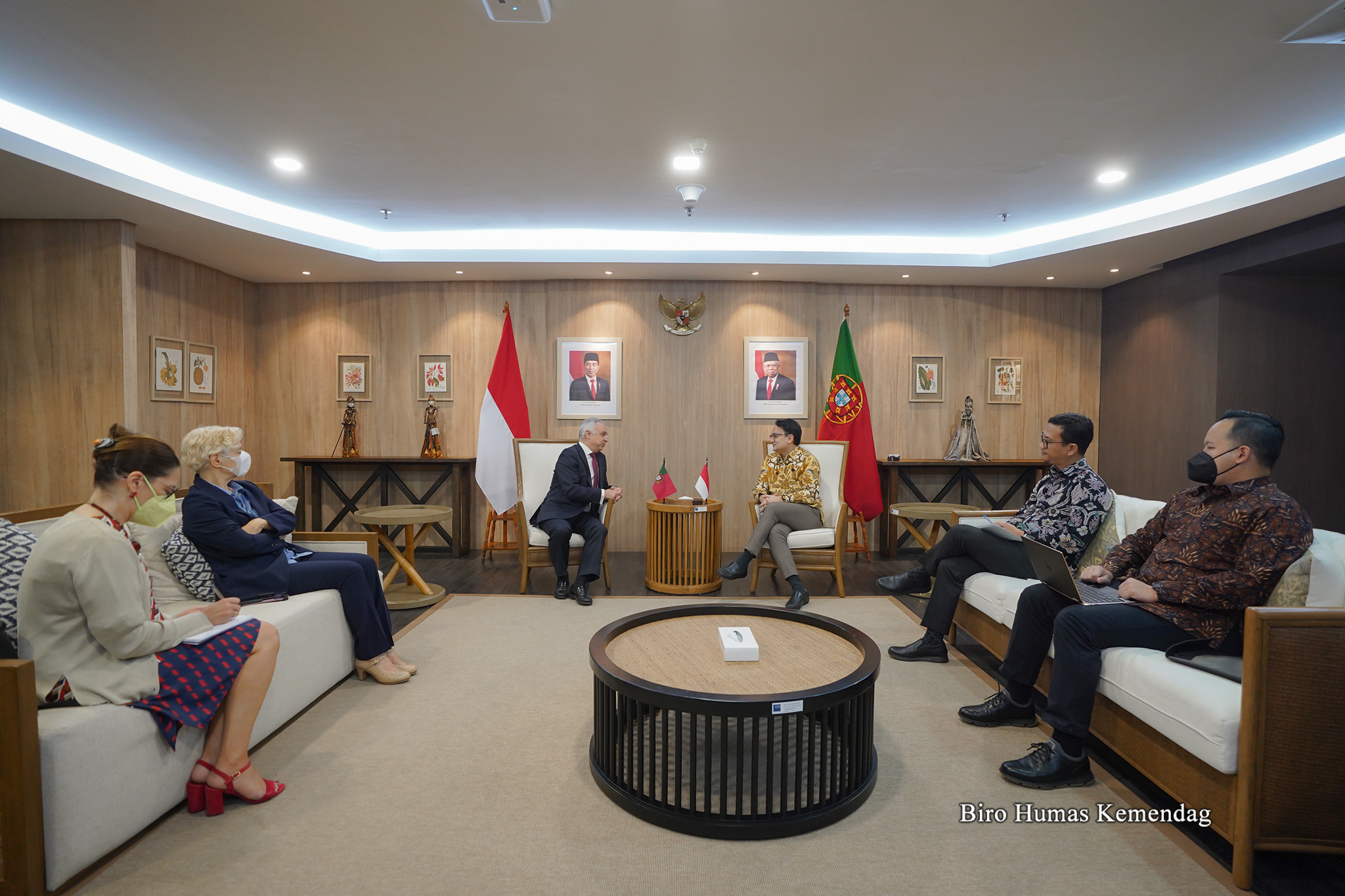 Pertemuan Wamendag dengan Sekretaris Negara untuk Perdagangan ...