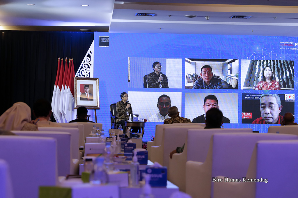 Diskusi Panel Pemberdayaan UKM untuk Ekspor - Kementerian Perdagangan ...