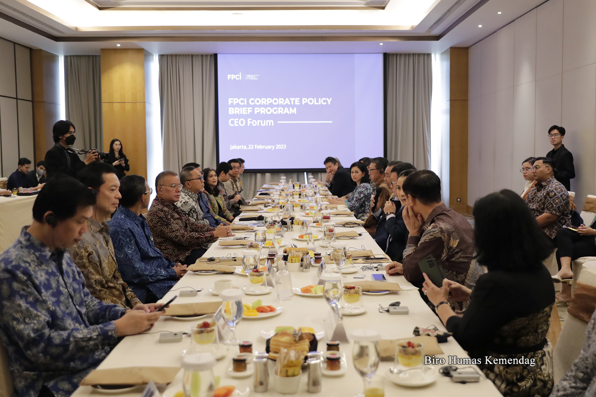 Foreign Policy Community of Indonesia (FPCI) CEO Forum - Kementerian ...