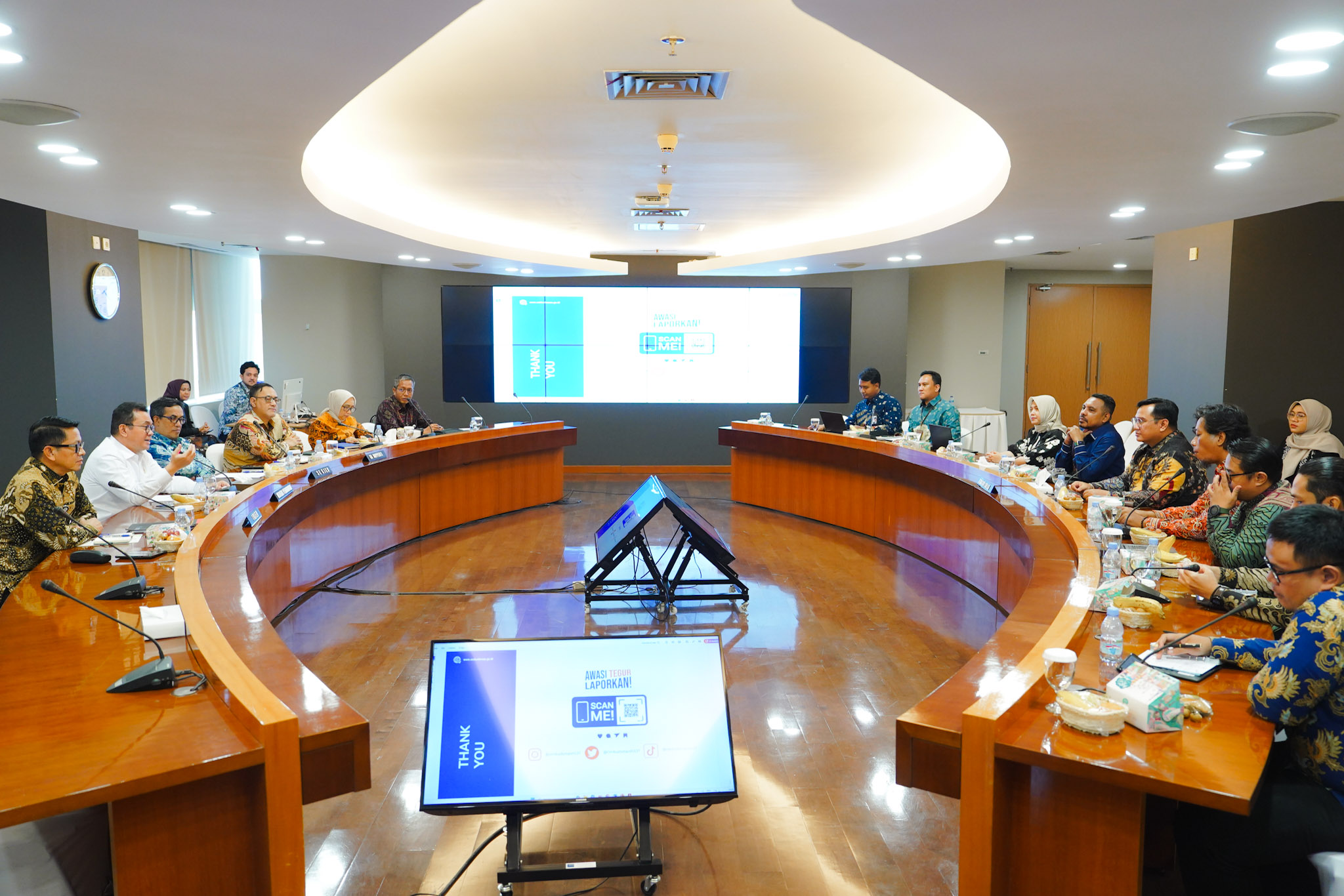 Pertemuan Mendag dengan Anggota Ombudsman RI - Kementerian Perdagangan ...