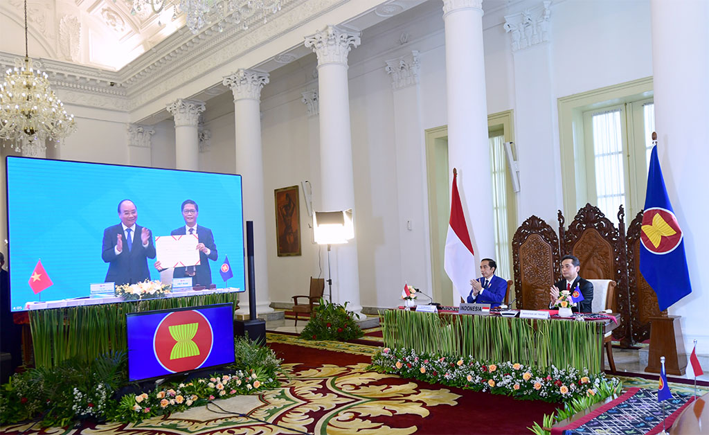 Penandatanganan Perjanjian Kemitraan Ekonomi Komprehensif Regional ... Penandatanganan Perjanjian Kemitraan Ekonomi Komprehensif Regional ...