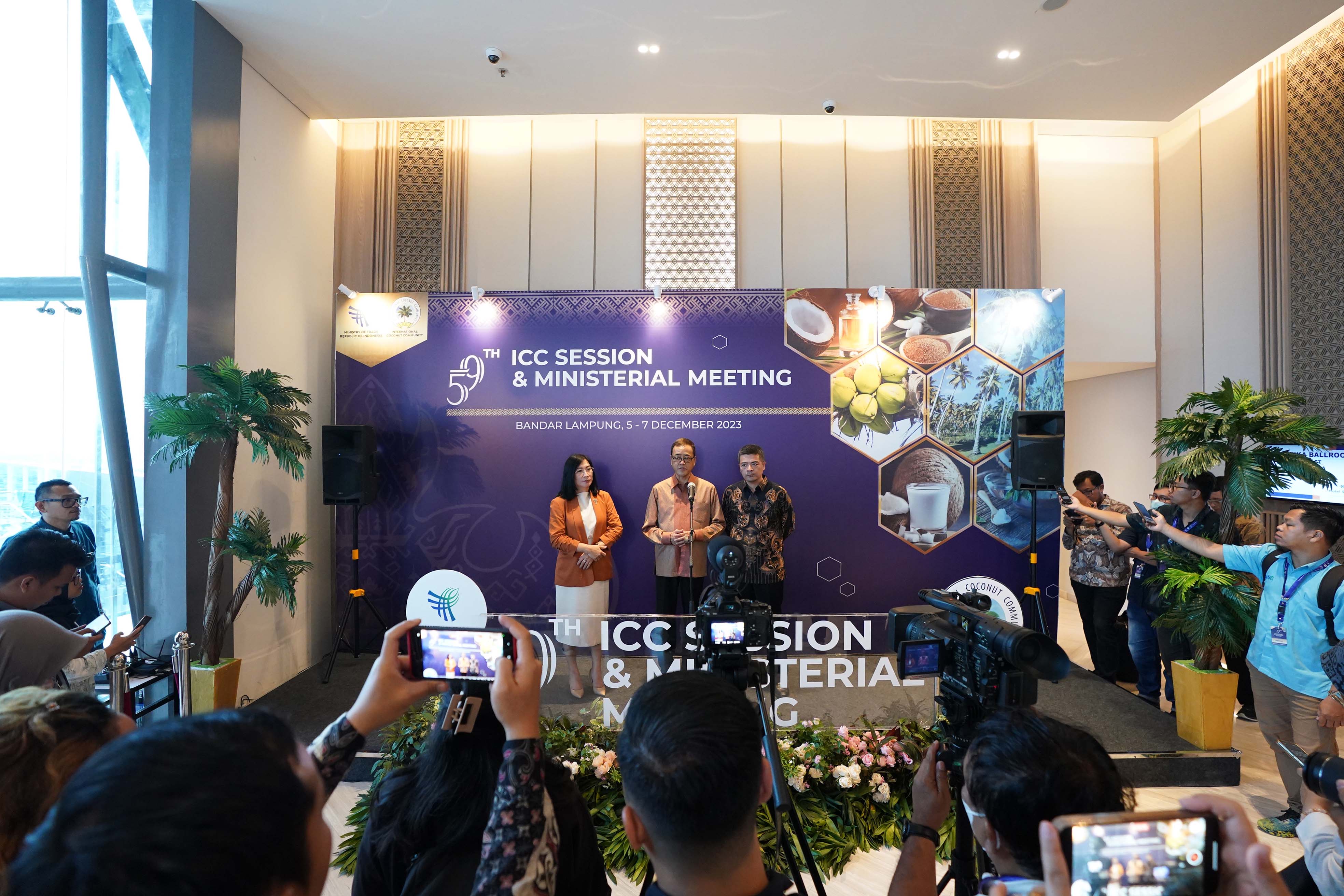 Konferensi Pers Sesi Tahunan ke-59/Pertemuan Tingkat Menteri Komunitas ...