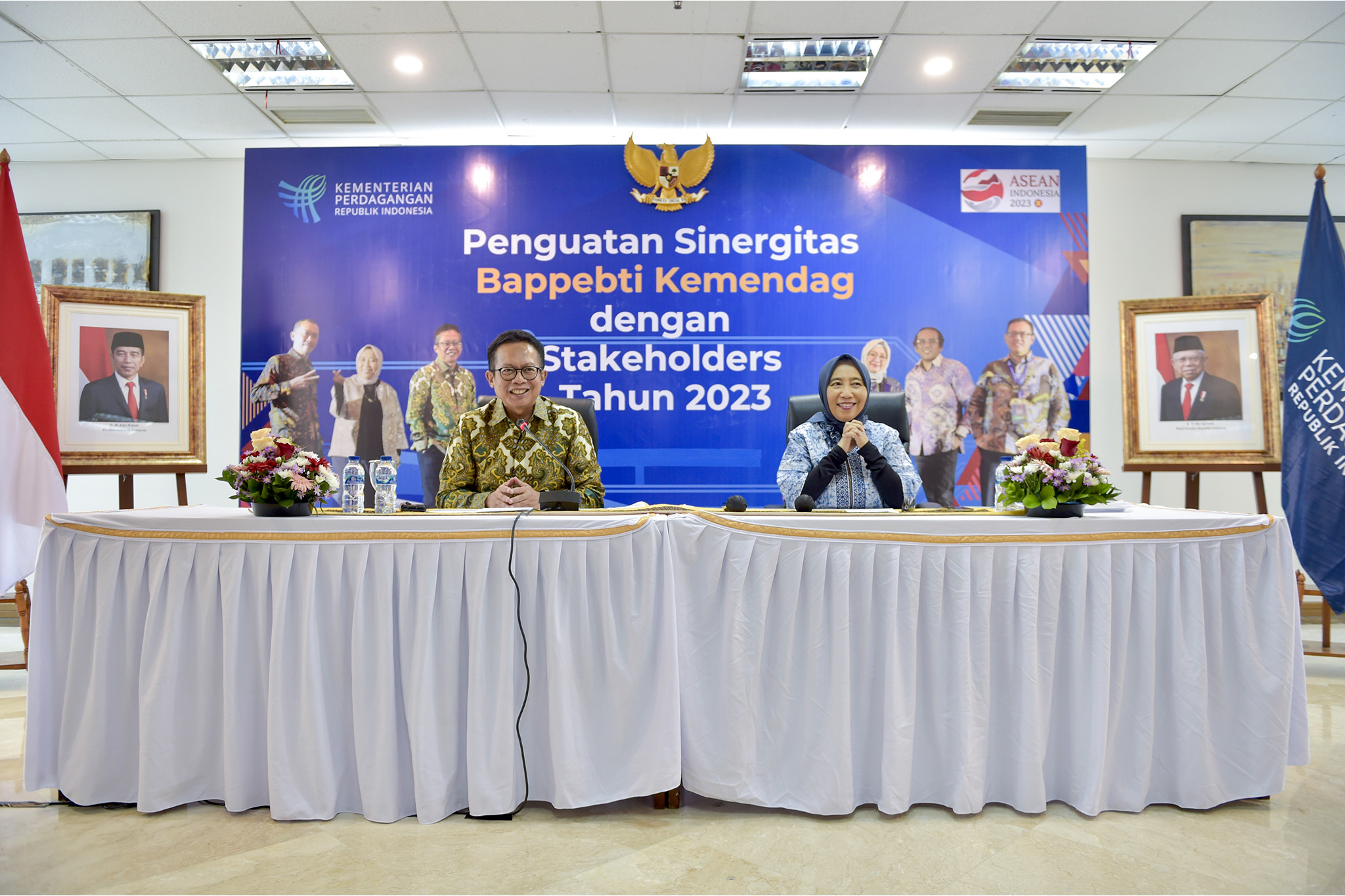 Konferensi Pers Perkembangan Isu Terkini Seputar PBK - Kementerian ...